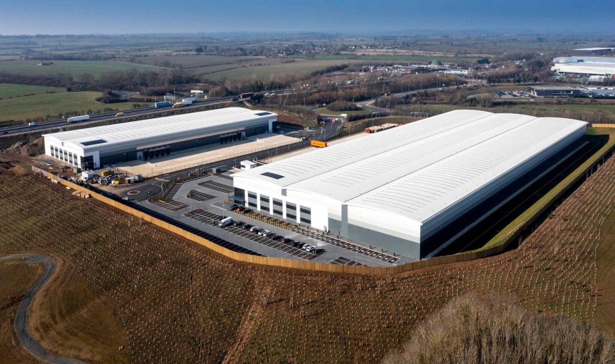 Northampton Cross | A & H Construction