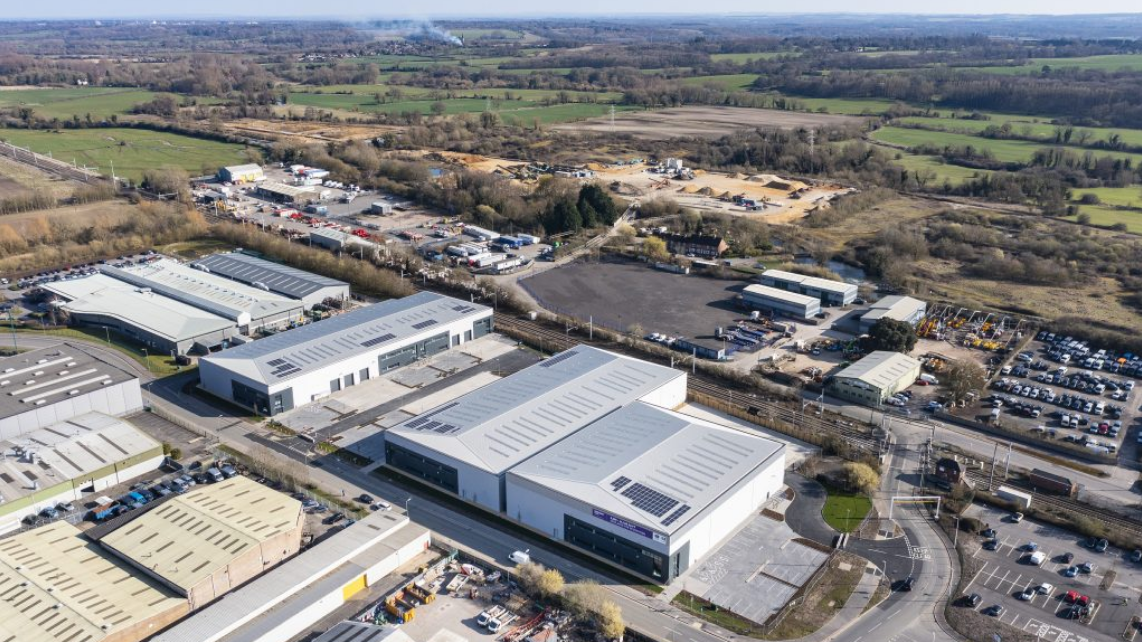 Thatcham Park | A & H Construction